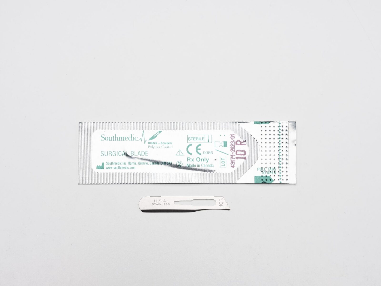 South Medic Polymer Coated Dermaplane Blades – Elite Salon Supplies